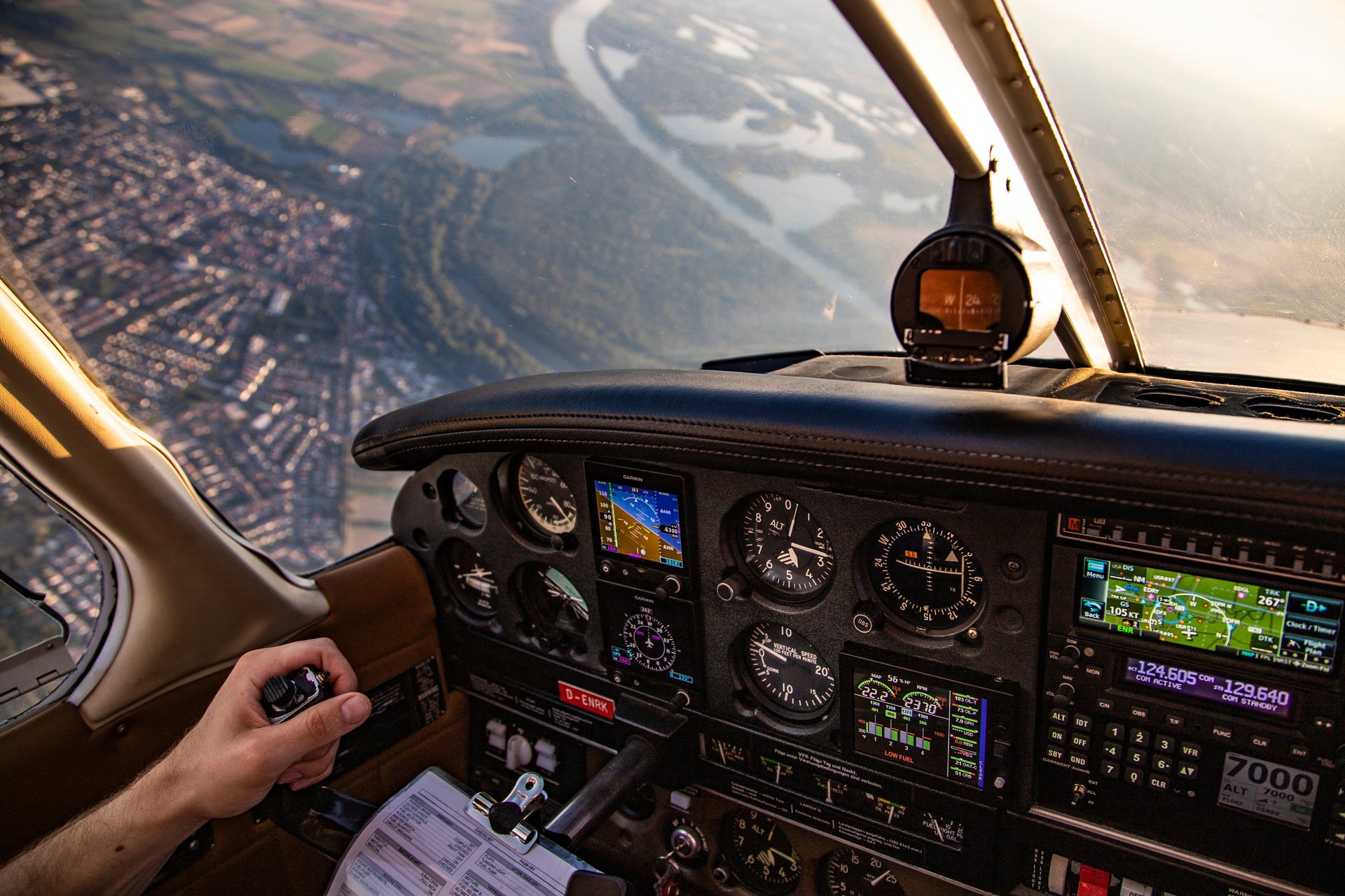 AeroGuard Aviation Plastic and Acrylic Cleaner Protectant & Polish ...